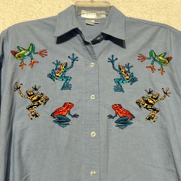 Casey Coleman | Tops | Casey Coleman Vintage Frog Embroidered ...